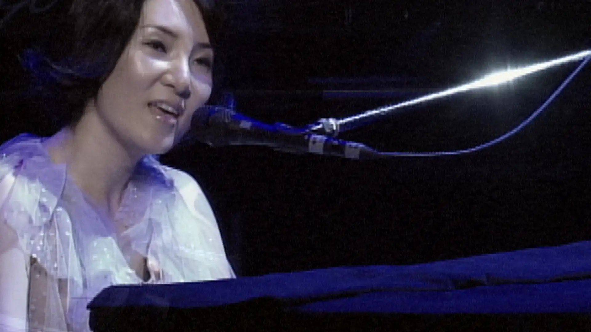 GIFT (Live at NHKホール, 2007.2.12)(音楽・アイドル / 2022) - 動画配信 | U-NEXT 31日間無料トライアル